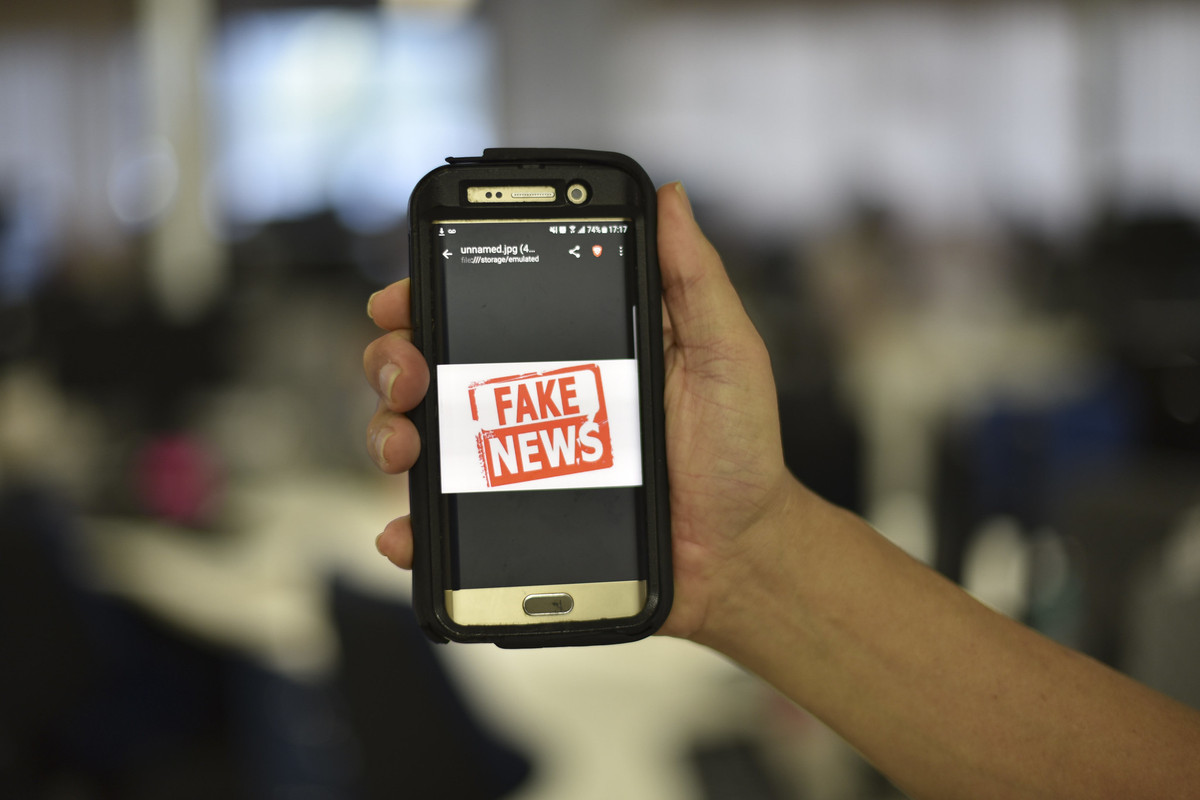 Projeto De Lei Das Fake News Internet E Democracia Futura